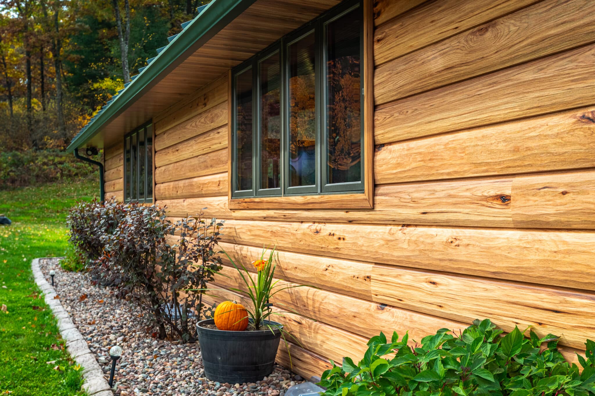 Hickory Log Retreat - Tru Log Siding
